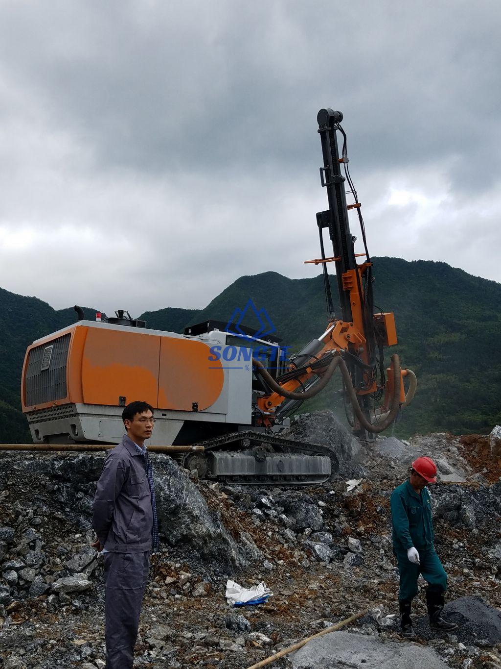 SDA-44 Automatic Integrated DTH Drilling Rig With Air Compressor ...